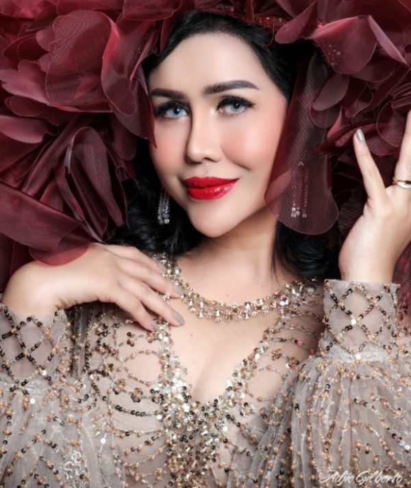 Ratu Meta Rilia Single Barunya "Cuma Lima Menit" - VoiceMagz